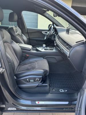 Pelēks Audi Q7 2018 Veru, ar dzinēja tilpumu 3.00 L un nobraukumu 160 tūkst. km par 26100 €, foto 11 vietnē AUTOMOTO.COM.LV