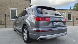 Grey Audi Q7 2018 in Klaipeda, with an engine capacity of 2.00 L and mileage of 177 thousand km for 18600 €, photo 6 on AUTOMOTO.COM.LV