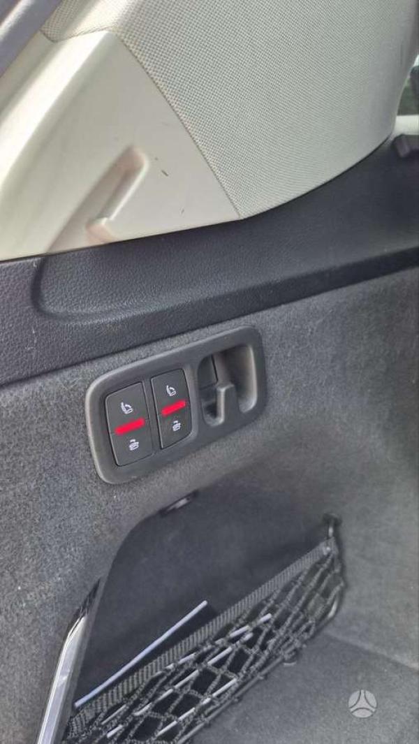 Pelēks Audi Q7 2018 Alīta, ar dzinēja tilpumu 3.00 L un nobraukumu 190 tūkst. km par 19600 €, foto 6 vietnē AUTOMOTO.COM.LV
