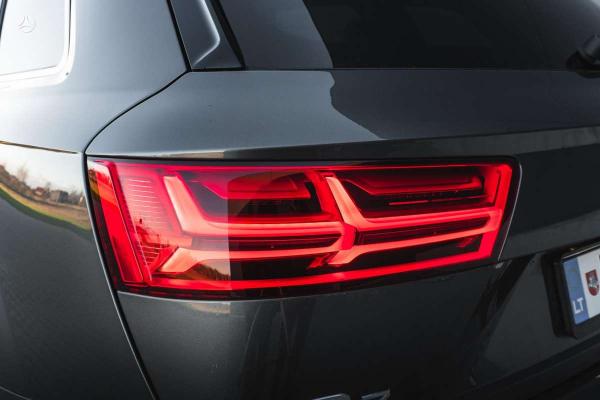 Pelēks Audi Q7 2019 Šauļi, ar dzinēja tilpumu 3.00 L un nobraukumu 16 tūkst. km par 30000 €, foto 10 vietnē AUTOMOTO.COM.LV