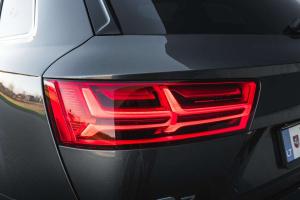 Pelēks Audi Q7 2019 Šauļi, ar dzinēja tilpumu 3.00 L un nobraukumu 16 tūkst. km par 30000 €, foto 10 vietnē AUTOMOTO.COM.LV