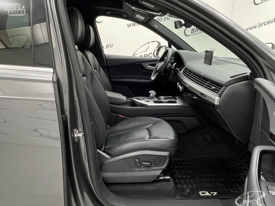 Grey Audi Q7 2019 in Avizieniai, with an engine capacity of 2.00 L and mileage of 98 thousand km for 19900 €, photo 4 on AUTOMOTO.COM.LV