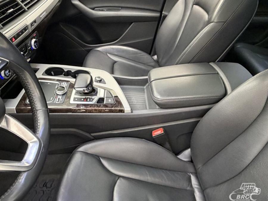 Grey Audi Q7 2019 in Avizieniai, with an engine capacity of 2.00 L and mileage of 98 thousand km for 21900 €, photo 26 on AUTOMOTO.COM.LV