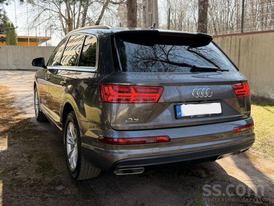 Pelēks Audi Q7 2019 Rīga, ar dzinēja tilpumu 3.00 L un nobraukumu 110 tūkst. km par 29400 €, foto 5 vietnē AUTOMOTO.COM.LV