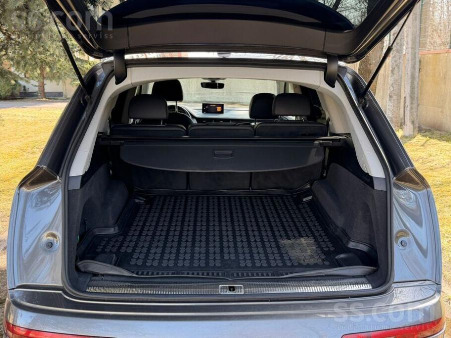Pelēks Audi Q7 2019 Rīga, ar dzinēja tilpumu 3.00 L un nobraukumu 110 tūkst. km par 29400 €, foto 9 vietnē AUTOMOTO.COM.LV
