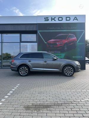 Grey Audi Q7 2019 in Klaipeda, with an engine capacity of 3.00 L and mileage of 117 thousand km for 29800 €, photo  on AUTOMOTO.COM.LV