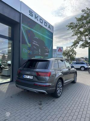 Grey Audi Q7 2019 in Klaipeda, with an engine capacity of 3.00 L and mileage of 117 thousand km for 29800 €, photo 6 on AUTOMOTO.COM.LV
