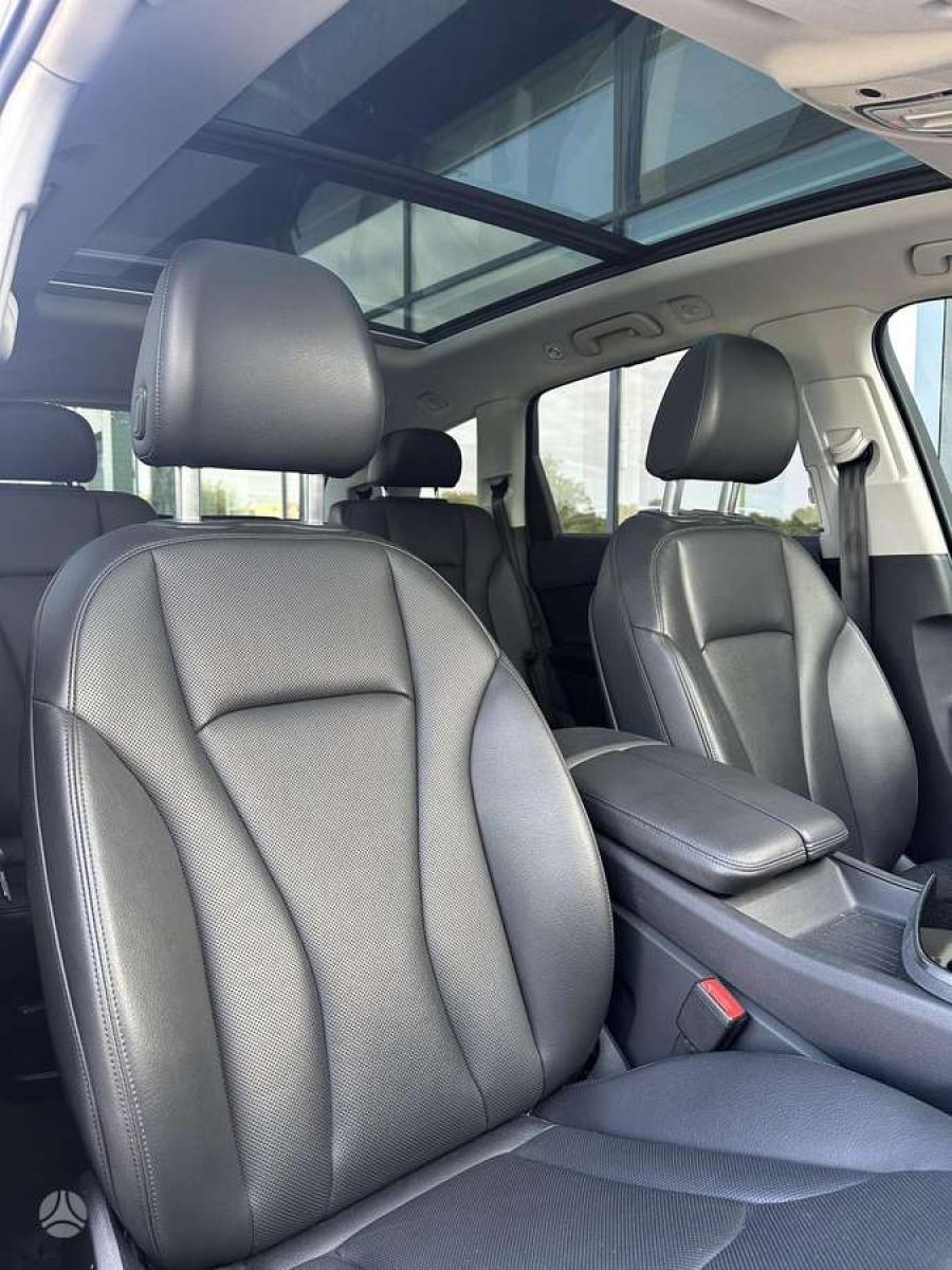 Grey Audi Q7 2019 in Klaipeda, with an engine capacity of 3.00 L and mileage of 117 thousand km for 29800 €, photo 8 on AUTOMOTO.COM.LV
