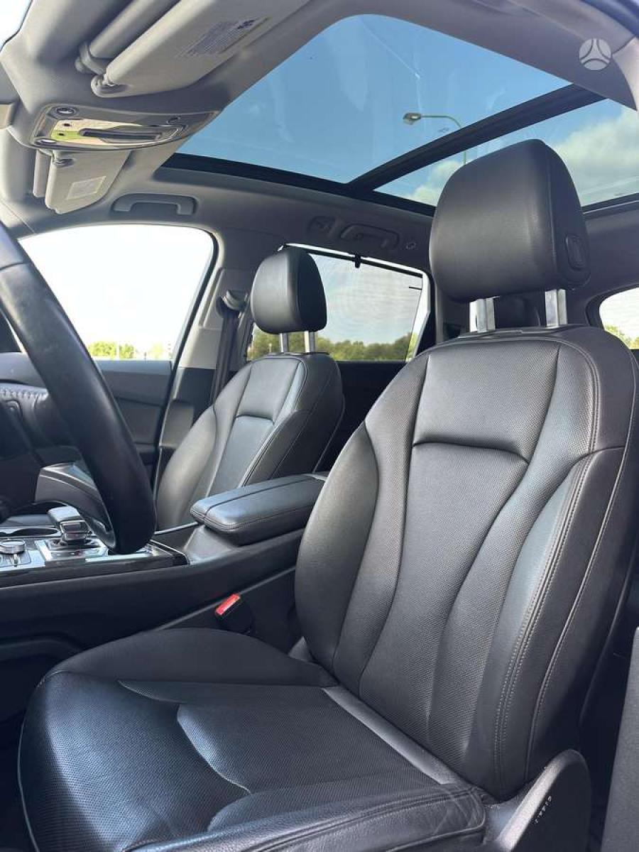 Grey Audi Q7 2019 in Klaipeda, with an engine capacity of 3.00 L and mileage of 117 thousand km for 29800 €, photo 13 on AUTOMOTO.COM.LV