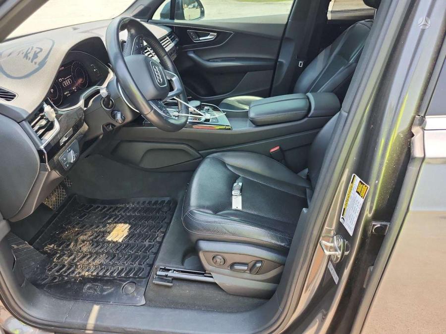 Grey Audi Q7 2019 in Klaipeda, with an engine capacity of 3.00 L and mileage of 260 thousand km for 9500 €, photo 11 on AUTOMOTO.COM.LV