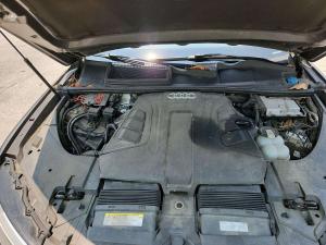 Grey Audi Q7 2019 in Klaipeda, with an engine capacity of 3.00 L and mileage of 260 thousand km for 9500 €, photo 14 on AUTOMOTO.COM.LV