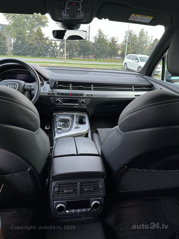 Ауди Ку 7 2019 в Таллин на AUTOMOTO.COM.LV Серый Ауди Ку 7 2019 в Таллин, объемом двигателя 3.00 л и пробегом 140 тыс. км за 27500 €, фото 10 на AUTOMOTO.COM.LV