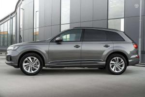 Grey Audi Q7 2020 in Vilnius, with an engine capacity of 1.98 L and mileage of 109 thousand km for 32500 €, photo 2 on AUTOMOTO.COM.LV