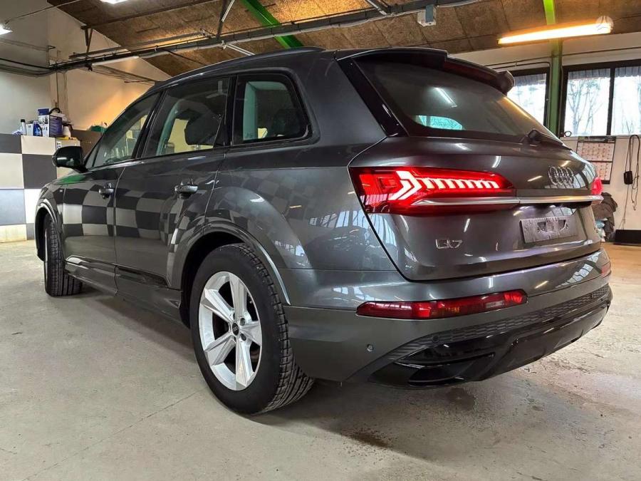 Pelēks Audi Q7 2020 Kauņa, ar dzinēja tilpumu 2.97 L un nobraukumu 182 tūkst. km par 39950 €, foto 5 vietnē AUTOMOTO.COM.LV