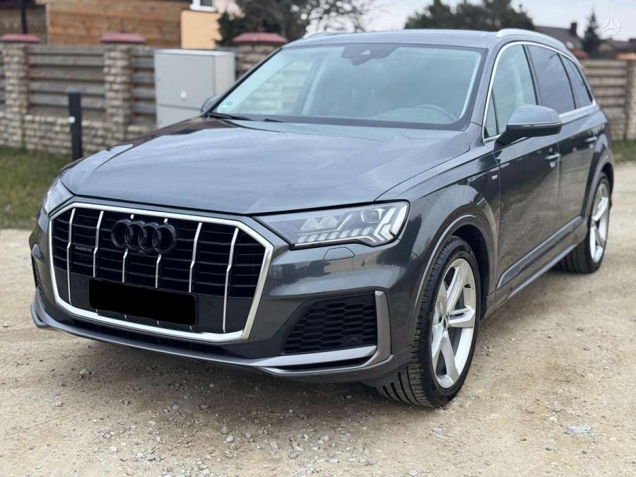 Grey Audi Q7 2020 in Vilnius, with an engine capacity of 2.97 L and mileage of 116 thousand km for 39700 €, photo 1 on AUTOMOTO.COM.LV