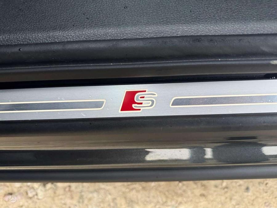Grey Audi Q7 2020 in Vilnius, with an engine capacity of 2.97 L and mileage of 116 thousand km for 39700 €, photo 19 on AUTOMOTO.COM.LV