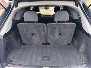 Grey Audi Q7 2020 in Vilnius, with an engine capacity of 2.97 L and mileage of 116 thousand km for 39700 €, photo 20 on AUTOMOTO.COM.LV