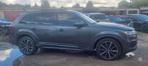 Grey Audi Q7 2020 in Vilnius, with an engine capacity of 3.00 L and mileage of 159 thousand km for 23900 €, photo 3 on AUTOMOTO.COM.LV