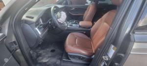 Grey Audi Q7 2020 in Vilnius, with an engine capacity of 3.00 L and mileage of 159 thousand km for 23900 €, photo 10 on AUTOMOTO.COM.LV