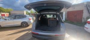 Grey Audi Q7 2020 in Vilnius, with an engine capacity of 3.00 L and mileage of 159 thousand km for 23900 €, photo 21 on AUTOMOTO.COM.LV