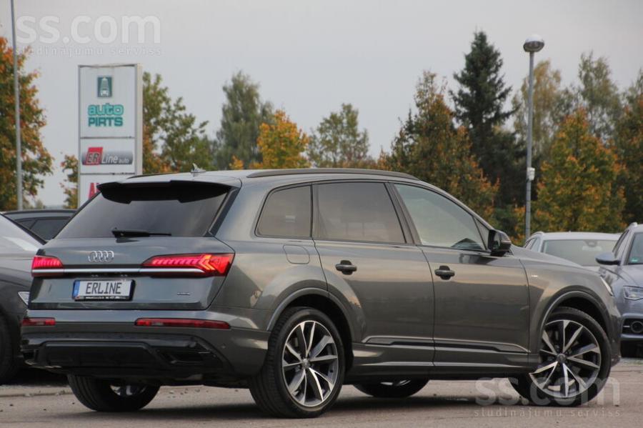 Grey Audi Q7 2020 in Tukums, with an engine capacity of 3.00 L and mileage of 163 thousand km for 38990 €, photo 3 on AUTOMOTO.COM.LV