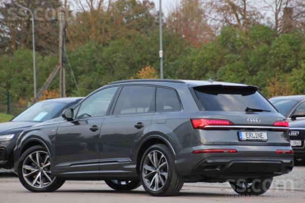 Grey Audi Q7 2020 in Tukums, with an engine capacity of 3.00 L and mileage of 163 thousand km for 38990 €, photo 5 on AUTOMOTO.COM.LV