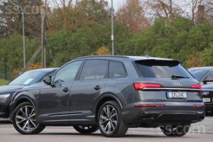 Grey Audi Q7 2020 in Tukums, with an engine capacity of 3.00 L and mileage of 163 thousand km for 38990 €, photo 5 on AUTOMOTO.COM.LV