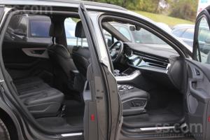 Grey Audi Q7 2020 in Tukums, with an engine capacity of 3.00 L and mileage of 163 thousand km for 38990 €, photo 7 on AUTOMOTO.COM.LV