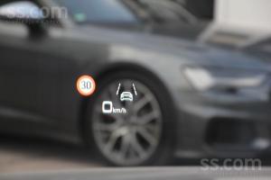 Grey Audi Q7 2020 in Tukums, with an engine capacity of 3.00 L and mileage of 163 thousand km for 38990 €, photo 10 on AUTOMOTO.COM.LV