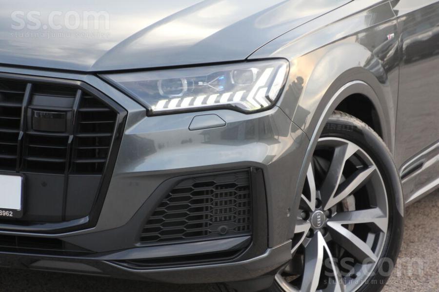 Grey Audi Q7 2020 in Tukums, with an engine capacity of 3.00 L and mileage of 163 thousand km for 38990 €, photo 13 on AUTOMOTO.COM.LV