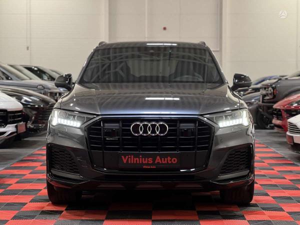 Grey Audi Q7 2021 in Vilnius, with an engine capacity of 3.00 L and mileage of 168 thousand km for 46490 €, photo 2 on AUTOMOTO.COM.LV