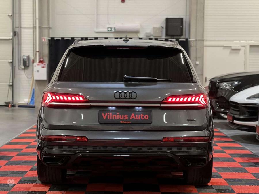 Pelēks Audi Q7 2021 Viļņa, ar dzinēja tilpumu 3.00 L un nobraukumu 168 tūkst. km par 46490 €, foto 5 vietnē AUTOMOTO.COM.LV