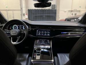 Pelēks Audi Q7 2021 Viļņa, ar dzinēja tilpumu 3.00 L un nobraukumu 168 tūkst. km par 46490 €, foto 21 vietnē AUTOMOTO.COM.LV