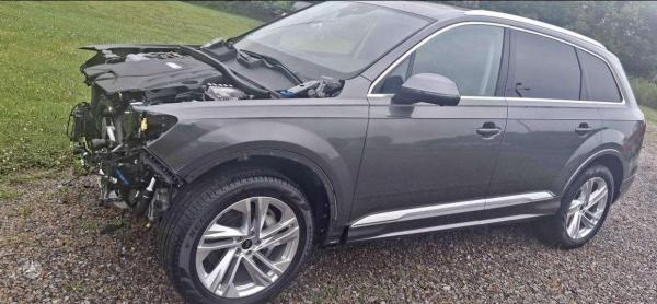 Grey Audi Q7 2021 in Kaunas, with an engine capacity of 3.00 L and mileage of 11 thousand km for 29040 €, photo 9 on AUTOMOTO.COM.LV