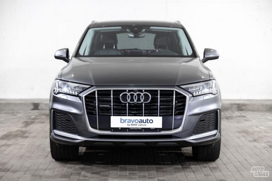 Grey Audi Q7 2021 in Vilnius, with an engine capacity of 3.00 L and mileage of 95 thousand km for 44881 €, photo 2 on AUTOMOTO.COM.LV