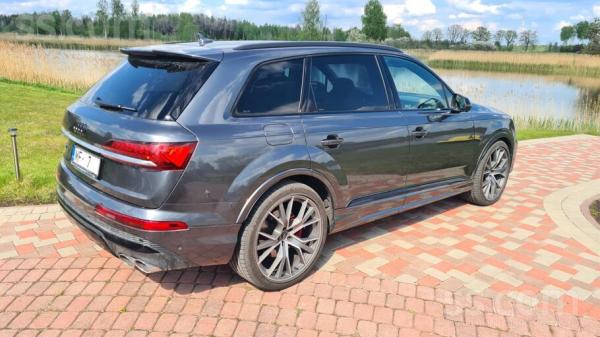 Grey Audi Q7 2021 in Kuldiga, with an engine capacity of 4.00 L and mileage of 68 thousand km for 69500 €, photo 4 on AUTOMOTO.COM.LV