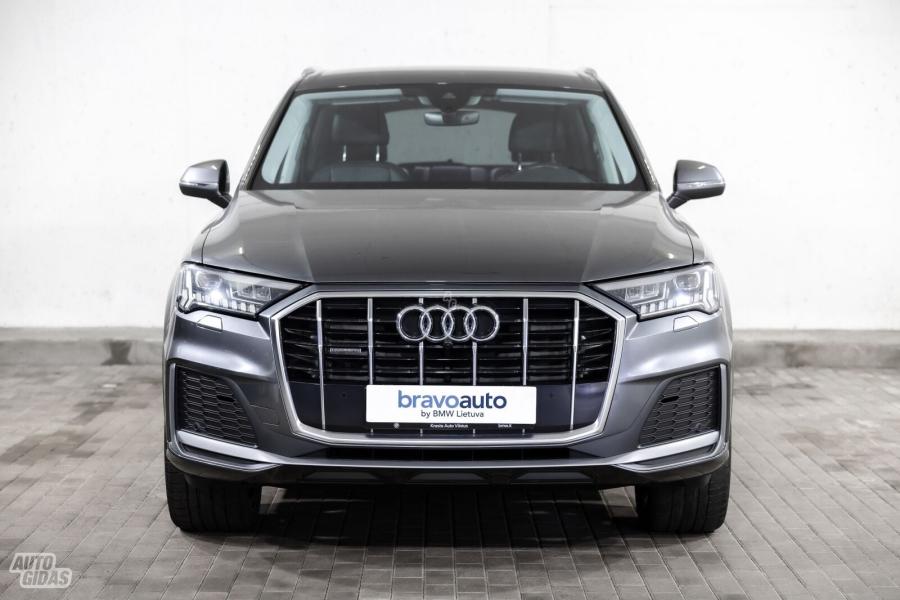 Grey Audi Q7 2021 in Vilnius, with an engine capacity of 3.00 L and mileage of 95 thousand km for 41994 €, photo 3 on AUTOMOTO.COM.LV