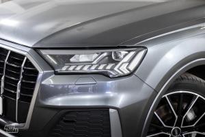 Grey Audi Q7 2021 in Vilnius, with an engine capacity of 3.00 L and mileage of 95 thousand km for 41994 €, photo 8 on AUTOMOTO.COM.LV
