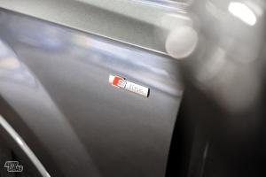 Grey Audi Q7 2021 in Vilnius, with an engine capacity of 3.00 L and mileage of 95 thousand km for 41994 €, photo 9 on AUTOMOTO.COM.LV