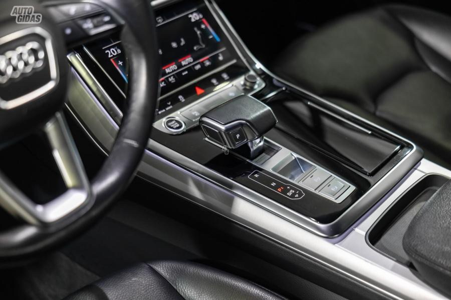 Grey Audi Q7 2021 in Vilnius, with an engine capacity of 3.00 L and mileage of 95 thousand km for 41994 €, photo 13 on AUTOMOTO.COM.LV