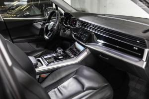 Grey Audi Q7 2021 in Vilnius, with an engine capacity of 3.00 L and mileage of 95 thousand km for 41994 €, photo 14 on AUTOMOTO.COM.LV