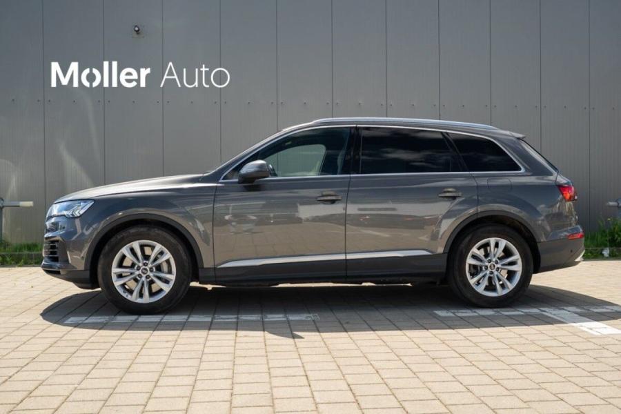 Grey Audi Q7 2021 in Vilnius, with an engine capacity of 3.00 L and mileage of 98 thousand km for 48300 €, photo 3 on AUTOMOTO.COM.LV