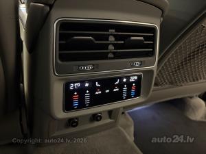 Серый Ауди Ку 7 2021 в Таллин, объемом двигателя 3.00 л и пробегом 226 тыс. км за 37900 €, фото 13 на AUTOMOTO.COM.LV