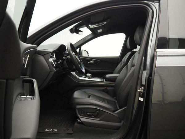 Pelēks Audi Q7 2021 Viļņa, ar dzinēja tilpumu 2.97 L un nobraukumu 116 tūkst. km par 42500 €, foto 6 vietnē AUTOMOTO.COM.LV