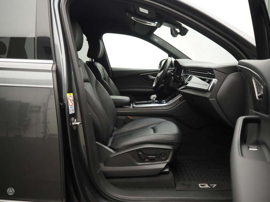 Grey Audi Q7 2021 in Vilnius, with an engine capacity of 2.97 L and mileage of 116 thousand km for 42500 €, photo 11 on AUTOMOTO.COM.LV