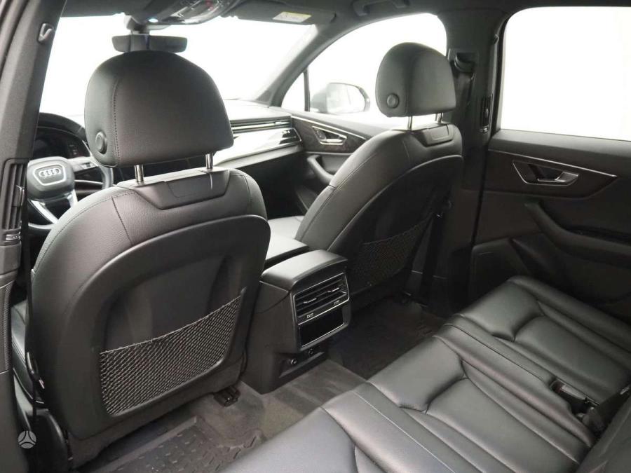 Grey Audi Q7 2021 in Vilnius, with an engine capacity of 2.97 L and mileage of 116 thousand km for 42500 €, photo 16 on AUTOMOTO.COM.LV