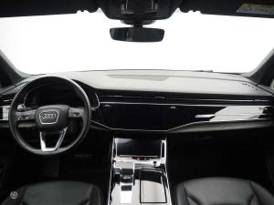 Grey Audi Q7 2021 in Vilnius, with an engine capacity of 2.97 L and mileage of 116 thousand km for 42500 €, photo 18 on AUTOMOTO.COM.LV
