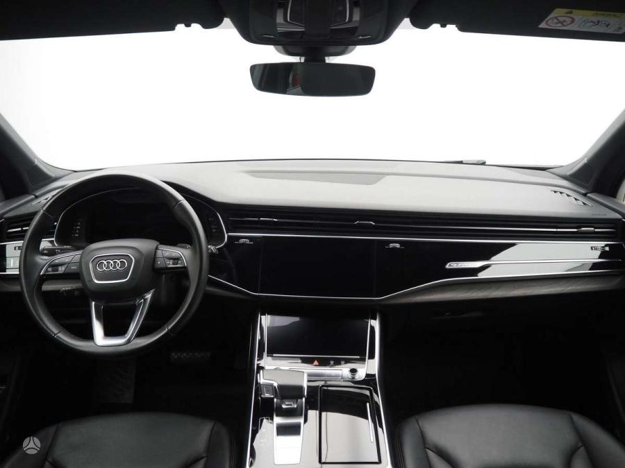 Grey Audi Q7 2021 in Vilnius, with an engine capacity of 2.97 L and mileage of 116 thousand km for 42500 €, photo 18 on AUTOMOTO.COM.LV