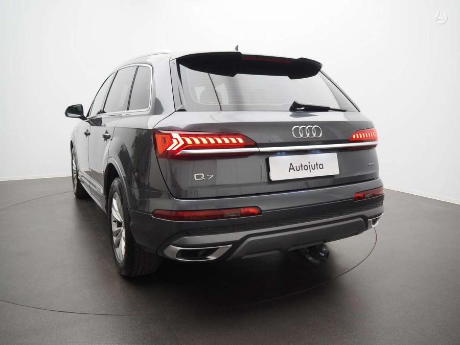 Grey Audi Q7 2021 in Vilnius, with an engine capacity of 2.97 L and mileage of 116 thousand km for 42500 €, photo 23 on AUTOMOTO.COM.LV