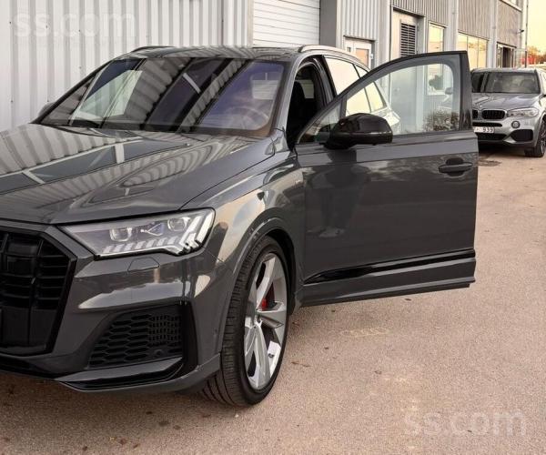 Pelēks Audi Q7 2021 Rīga, ar dzinēja tilpumu 3.00 L un nobraukumu 144 tūkst. km par 53990 €, foto 4 vietnē AUTOMOTO.COM.LV